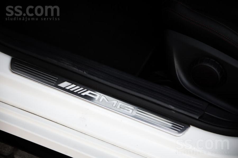 Balts Mercedes-Benz A 45 AMG 2014 Rīga, ar dzinēja tilpumu 2.00 L un nobraukumu 0 tūkst. km par 19900 €, foto 15 vietnē AUTOMOTO.COM.LV