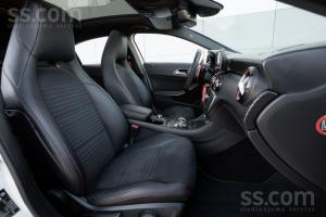 Balts Mercedes-Benz A 45 AMG 2014 Rīga, ar dzinēja tilpumu 2.00 L un nobraukumu 0 tūkst. km par 19900 €, foto 21 vietnē AUTOMOTO.COM.LV