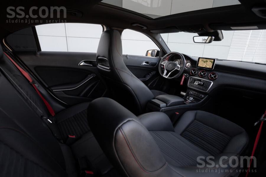 Balts Mercedes-Benz A 45 AMG 2014 Rīga, ar dzinēja tilpumu 2.00 L un nobraukumu 0 tūkst. km par 19900 €, foto 24 vietnē AUTOMOTO.COM.LV