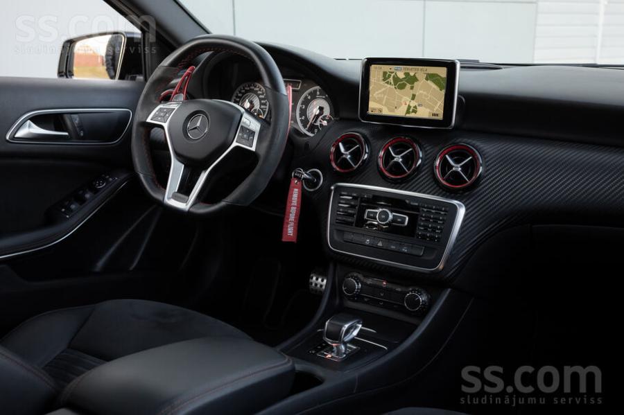 Balts Mercedes-Benz A 45 AMG 2014 Rīga, ar dzinēja tilpumu 2.00 L un nobraukumu 0 tūkst. km par 19900 €, foto 25 vietnē AUTOMOTO.COM.LV