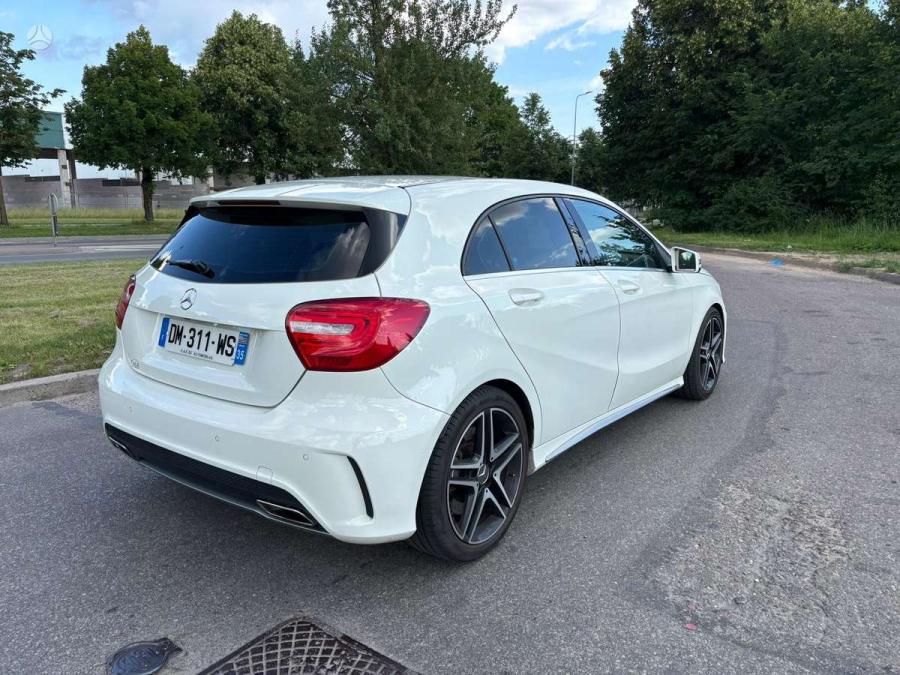 Balts Mercedes-Benz A 45 AMG 2014 Viļņa, ar dzinēja tilpumu 1.99 L un nobraukumu 188 tūkst. km par 15000 €, foto 3 vietnē AUTOMOTO.COM.LV