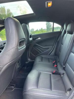 Balts Mercedes-Benz A 45 AMG 2014 Viļņa, ar dzinēja tilpumu 1.99 L un nobraukumu 188 tūkst. km par 15000 €, foto 18 vietnē AUTOMOTO.COM.LV