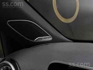 Yellow Mercedes-Benz A 45 AMG 2020 in Tukums, with an engine capacity of 2.00 L and mileage of 106 thousand km for 34990 €, photo 25 on AUTOMOTO.COM.LV