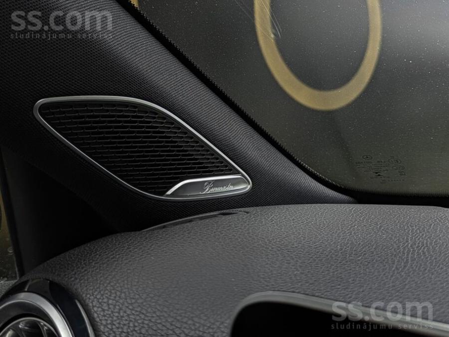 Yellow Mercedes-Benz A 45 AMG 2020 in Tukums, with an engine capacity of 2.00 L and mileage of 106 thousand km for 34990 €, photo 25 on AUTOMOTO.COM.LV
