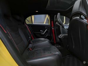 Желтый Мерседес A 45 AMГ 2020 в Тукумс, объемом двигателя 1.99 л и пробегом 106 тыс. км за 34990 €, фото 9 на AUTOMOTO.COM.LV
