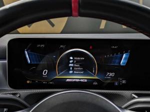 Желтый Мерседес A 45 AMГ 2020 в Тукумс, объемом двигателя 1.99 л и пробегом 106 тыс. км за 34990 €, фото 14 на AUTOMOTO.COM.LV