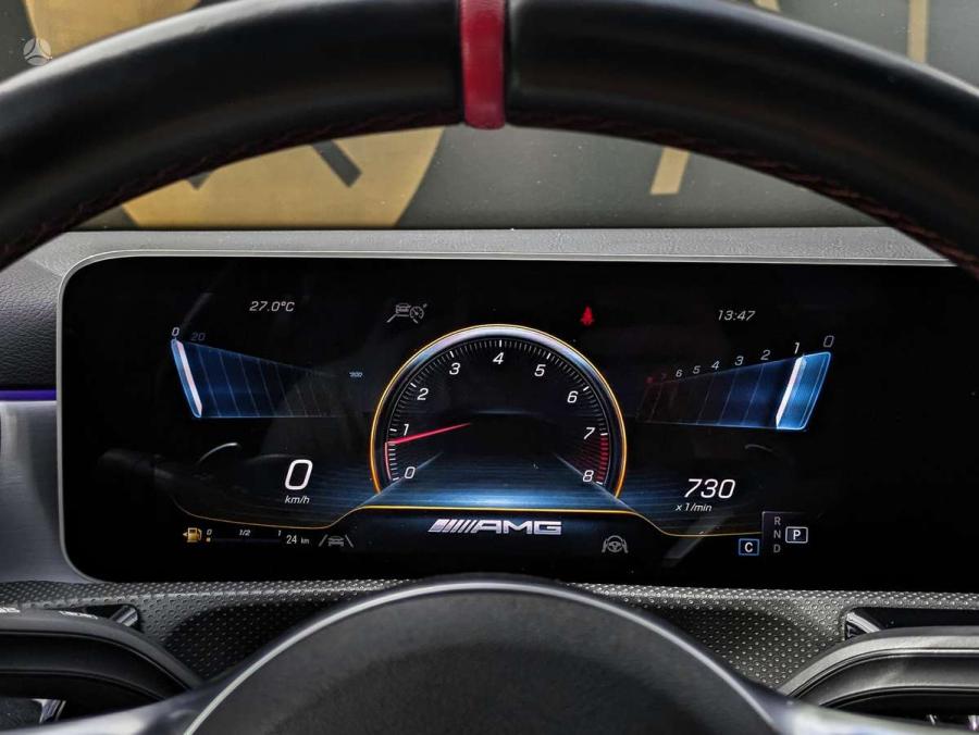 Желтый Мерседес A 45 AMГ 2020 в Тукумс, объемом двигателя 1.99 л и пробегом 106 тыс. км за 34990 €, фото 15 на AUTOMOTO.COM.LV