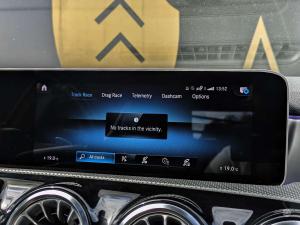 Желтый Мерседес A 45 AMГ 2020 в Тукумс, объемом двигателя 1.99 л и пробегом 106 тыс. км за 34990 €, фото 28 на AUTOMOTO.COM.LV