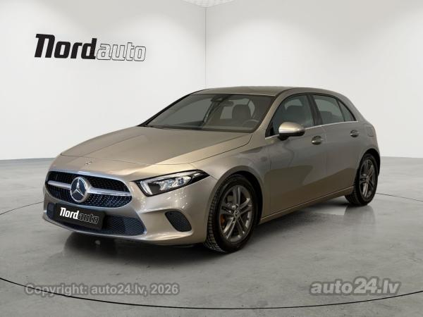 Smilšu krāsa Mercedes-Benz A-Class 2019 Tallina, ar dzinēja tilpumu 1.50 L un nobraukumu 105 tūkst. km par 17900 €, foto  vietnē AUTOMOTO.COM.LV