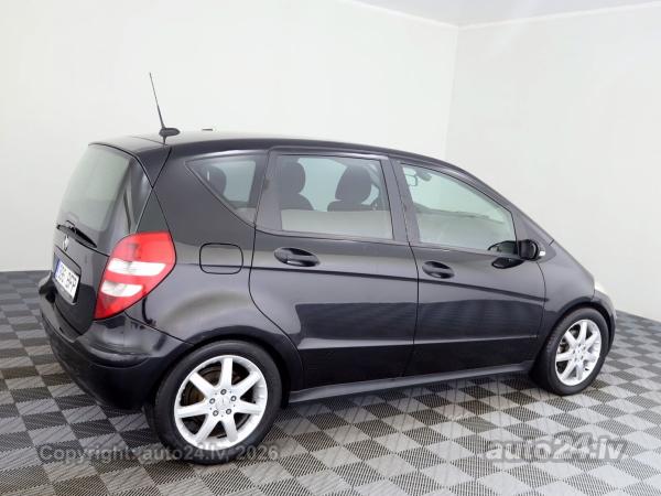 Black Mercedes-Benz A-Class 2005 in Tallinn, with an engine capacity of 2.00 L and mileage of 335 thousand km for 1699 €, photo 3 on AUTOMOTO.COM.LV
