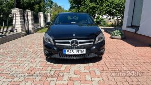 Черный Мерседес А класс 2013 в Таллин, объемом двигателя 1.50 л и пробегом 142 тыс. км за 9990 €, фото 16 на AUTOMOTO.COM.LV