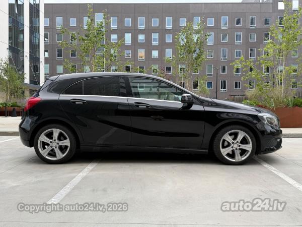 Melns Mercedes-Benz A-Class 2013 Tallina, ar dzinēja tilpumu 1.60 L un nobraukumu 116 tūkst. km par 9999 €, foto 3 vietnē AUTOMOTO.COM.LV