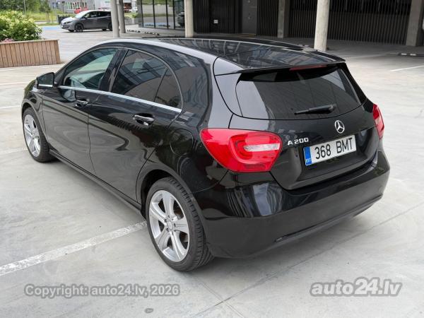 Melns Mercedes-Benz A-Class 2013 Tallina, ar dzinēja tilpumu 1.60 L un nobraukumu 116 tūkst. km par 9999 €, foto 5 vietnē AUTOMOTO.COM.LV