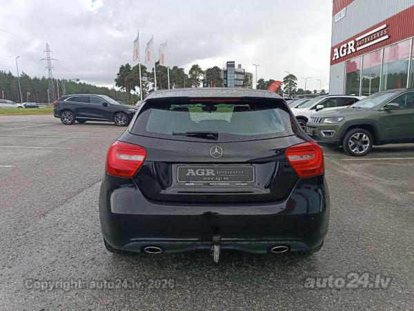 Black Mercedes-Benz A-Class 2013 in Tallinn, with an engine capacity of 1.50 L and mileage of 142 thousand km for 8900 €, photo 4 on AUTOMOTO.COM.LV