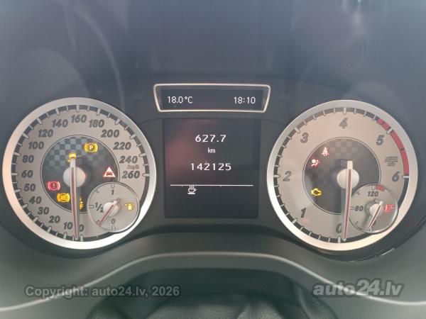 Melns Mercedes-Benz A-Class 2013 Tallina, ar dzinēja tilpumu 1.50 L un nobraukumu 142 tūkst. km par 8900 €, foto 10 vietnē AUTOMOTO.COM.LV