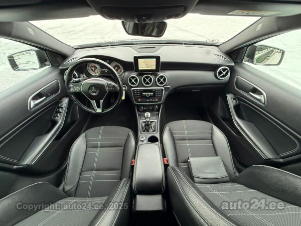 Black Mercedes-Benz A-Class 2014 in Tartu, with an engine capacity of 2.10 L and mileage of 224 thousand km for 8599 €, photo 11 on AUTOMOTO.COM.LV