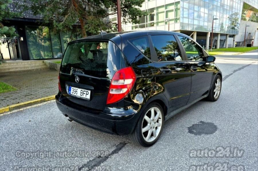 Melns Mercedes-Benz A-Class 2005 Tallina, ar dzinēja tilpumu 2.00 L un nobraukumu 328 tūkst. km par 1500 €, foto 4 vietnē AUTOMOTO.COM.LV