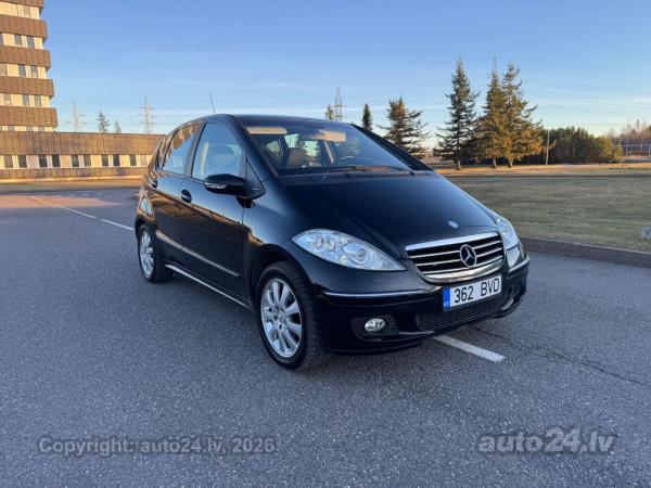 Melns Mercedes-Benz A-Class 2005 Tallina, ar dzinēja tilpumu 2.00 L un nobraukumu 218 tūkst. km par 2500 €, foto 5 vietnē AUTOMOTO.COM.LV