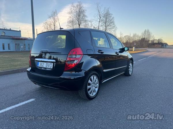 Melns Mercedes-Benz A-Class 2005 Tallina, ar dzinēja tilpumu 2.00 L un nobraukumu 218 tūkst. km par 2500 €, foto 8 vietnē AUTOMOTO.COM.LV