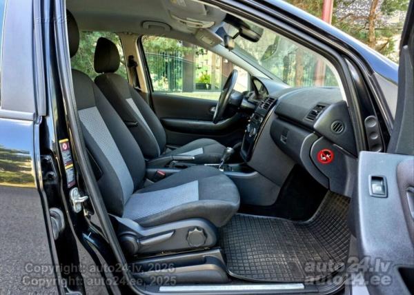 Melns Mercedes-Benz A-Class 2005 Tallina, ar dzinēja tilpumu 2.00 L un nobraukumu 350 tūkst. km par 1100 €, foto 5 vietnē AUTOMOTO.COM.LV