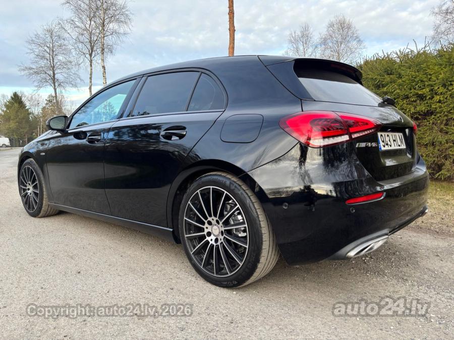 Black Mercedes-Benz A-Class 2019 in Tallinn, with an engine capacity of 1.50 L and mileage of 207 thousand km for 15999 €, photo 4 on AUTOMOTO.COM.LV