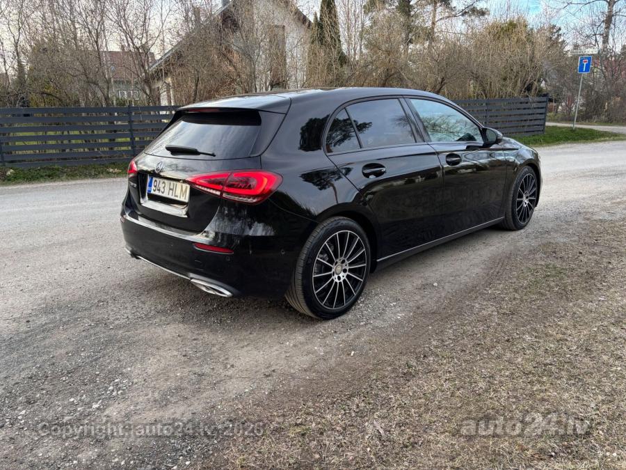 Black Mercedes-Benz A-Class 2019 in Tallinn, with an engine capacity of 1.50 L and mileage of 207 thousand km for 15999 €, photo 6 on AUTOMOTO.COM.LV
