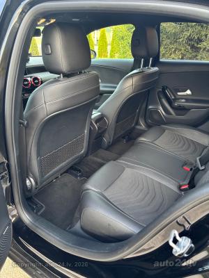 Black Mercedes-Benz A-Class 2019 in Tallinn, with an engine capacity of 1.50 L and mileage of 207 thousand km for 15999 €, photo 12 on AUTOMOTO.COM.LV