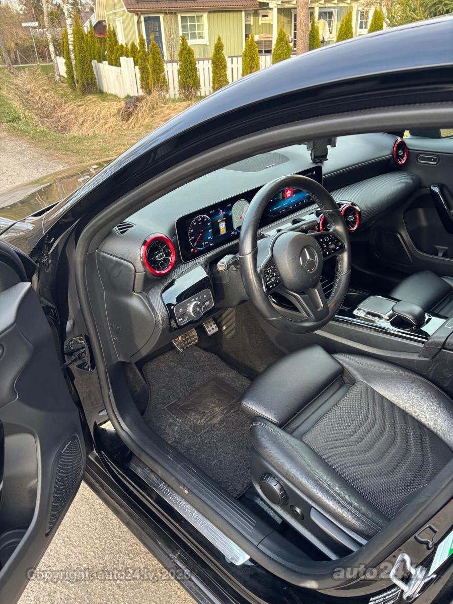 Black Mercedes-Benz A-Class 2019 in Tallinn, with an engine capacity of 1.50 L and mileage of 207 thousand km for 15999 €, photo 13 on AUTOMOTO.COM.LV