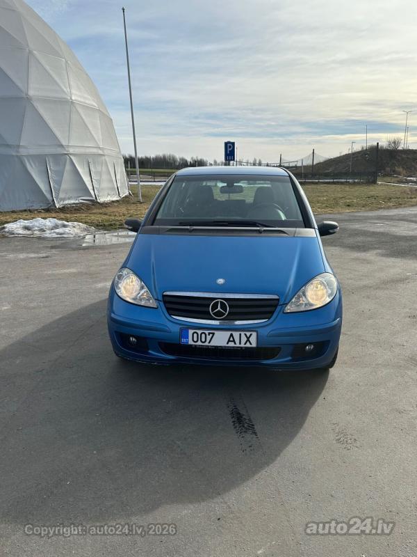 Zils Mercedes-Benz A-Class 2008 Tallina, ar dzinēja tilpumu 1.50 L un nobraukumu 297 tūkst. km par 2300 €, foto 2 vietnē AUTOMOTO.COM.LV