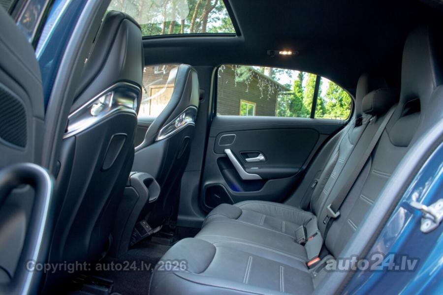 Blue Mercedes-Benz A-Class 2019 in Tallinn, with an engine capacity of 2.00 L and mileage of 111 thousand km for 32130 €, photo 13 on AUTOMOTO.COM.LV