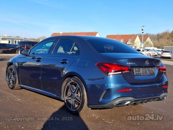 Zils Mercedes-Benz A-Class 2020 Tallina, ar dzinēja tilpumu 0.00 L un nobraukumu 150 tūkst. km par 21900 €, foto 6 vietnē AUTOMOTO.COM.LV