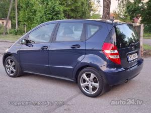 Zils Mercedes-Benz A-Class 2006 Tartu, ar dzinēja tilpumu 1.50 L un nobraukumu 244 tūkst. km par 2250 €, foto 4 vietnē AUTOMOTO.COM.LV