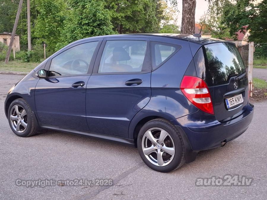 Zils Mercedes-Benz A-Class 2006 Tartu, ar dzinēja tilpumu 1.50 L un nobraukumu 244 tūkst. km par 2250 €, foto 4 vietnē AUTOMOTO.COM.LV