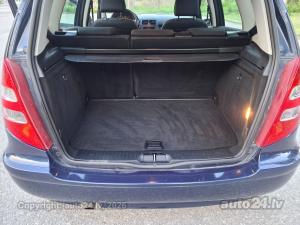 Zils Mercedes-Benz A-Class 2006 Tartu, ar dzinēja tilpumu 1.50 L un nobraukumu 244 tūkst. km par 2250 €, foto 15 vietnē AUTOMOTO.COM.LV