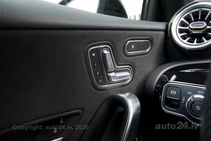 Zils Mercedes-Benz A-Class 2022 Tallina, ar dzinēja tilpumu 1.30 L un nobraukumu 149 tūkst. km par 24499 €, foto 20 vietnē AUTOMOTO.COM.LV