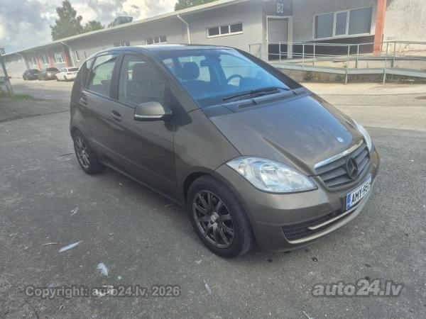 Brown Mercedes-Benz A-Class 2009 in Parnu, with an engine capacity of 0.00 L and mileage of 337 thousand km for 2700 €, photo 2 on AUTOMOTO.COM.LV
