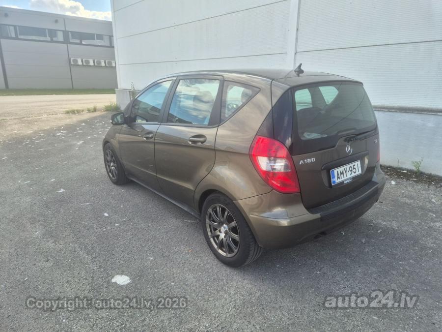 Brown Mercedes-Benz A-Class 2009 in Parnu, with an engine capacity of 0.00 L and mileage of 337 thousand km for 2700 €, photo 6 on AUTOMOTO.COM.LV
