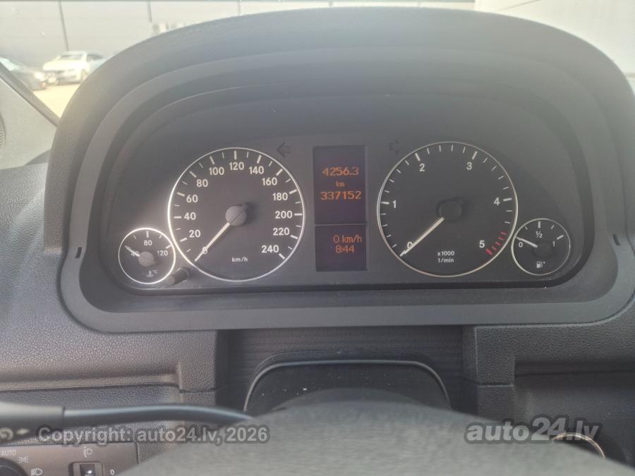 Brown Mercedes-Benz A-Class 2009 in Parnu, with an engine capacity of 0.00 L and mileage of 337 thousand km for 2700 €, photo 10 on AUTOMOTO.COM.LV