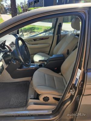Brūns Mercedes-Benz A-Class 2010 Tallina, ar dzinēja tilpumu 1.50 L un nobraukumu 246 tūkst. km par 2900 €, foto 7 vietnē AUTOMOTO.COM.LV