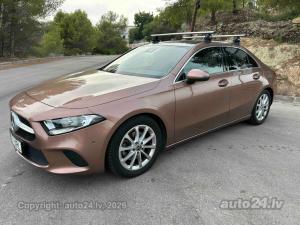 Brūns Mercedes-Benz A-Class 2022 Tallina, ar dzinēja tilpumu 2.00 L un nobraukumu 89 tūkst. km par 24950 €, foto  vietnē AUTOMOTO.COM.LV