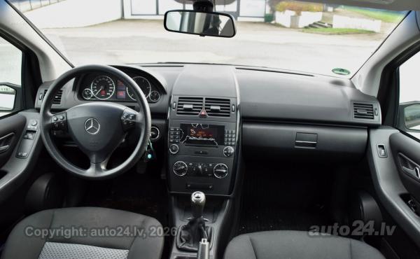 Mercedes-Benz A-Class 2005 Tallina vietnē Pelēks Mercedes-Benz A-Class 2005 Tallina, ar dzinēja tilpumu 1.99 L un nobraukumu 281 tūkst. km par 1350 €, foto 7 vietnē AUTOMOTO.COM.LV