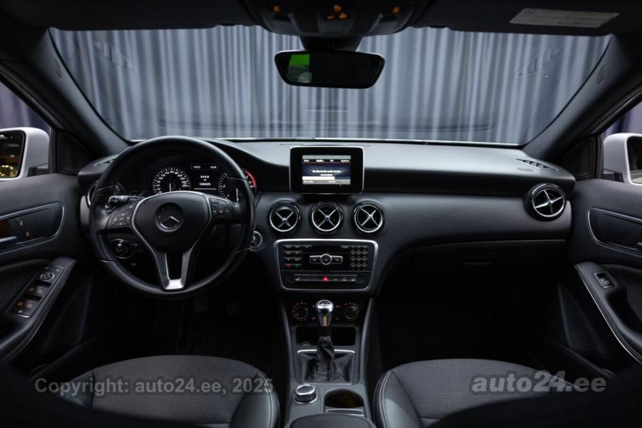 Pelēks Mercedes-Benz A-Class 2012 Tallina, ar dzinēja tilpumu 1.50 L un nobraukumu 127 tūkst. km par 9900 €, foto 7 vietnē AUTOMOTO.COM.LV