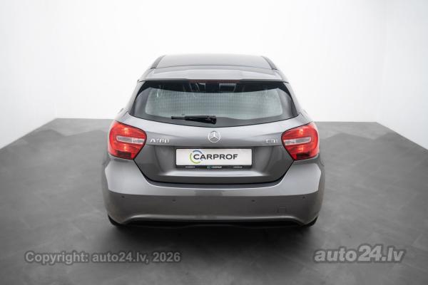 Pelēks Mercedes-Benz A-Class 2013 Tallina, ar dzinēja tilpumu 1.50 L un nobraukumu 110 tūkst. km par 10999 €, foto 5 vietnē AUTOMOTO.COM.LV