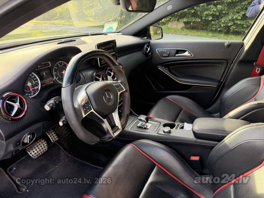 Pelēks Mercedes-Benz A-Class 2014 Tallina, ar dzinēja tilpumu 2.00 L un nobraukumu 181 tūkst. km par 19600 €, foto 11 vietnē AUTOMOTO.COM.LV