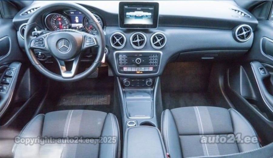 Pelēks Mercedes-Benz A-Class 2017 Tallina, ar dzinēja tilpumu 1.50 L un nobraukumu 106 tūkst. km par 14500 €, foto 3 vietnē AUTOMOTO.COM.LV