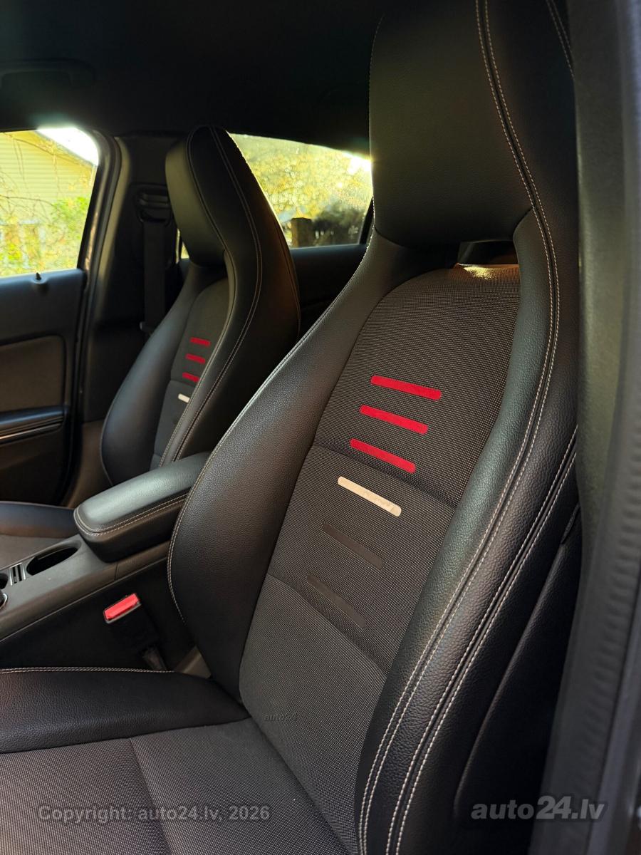 Grey Mercedes-Benz A-Class 2018 in Tartu, with an engine capacity of 2.10 L and mileage of 280 thousand km for 12800 €, photo 11 on AUTOMOTO.COM.LV