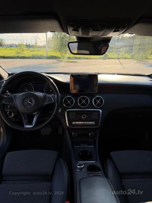 Grey Mercedes-Benz A-Class 2018 in Tartu, with an engine capacity of 2.10 L and mileage of 280 thousand km for 12800 €, photo 14 on AUTOMOTO.COM.LV