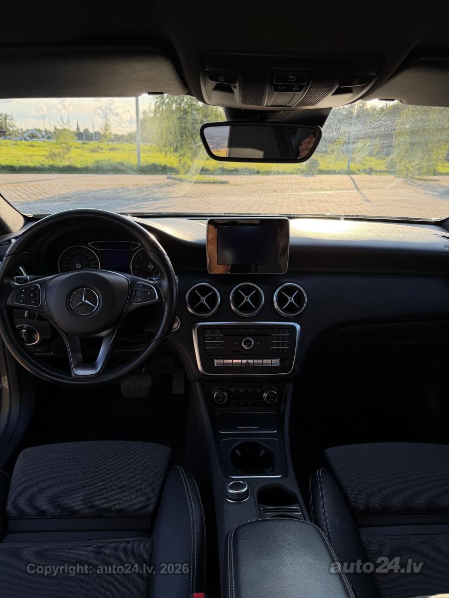 Grey Mercedes-Benz A-Class 2018 in Tartu, with an engine capacity of 2.10 L and mileage of 280 thousand km for 12800 €, photo 14 on AUTOMOTO.COM.LV