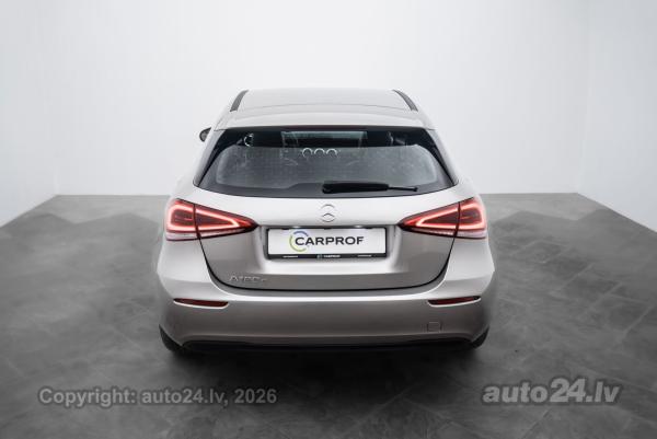 Pelēks Mercedes-Benz A-Class 2019 Tallina, ar dzinēja tilpumu 1.50 L un nobraukumu 105 tūkst. km par 17899 €, foto 5 vietnē AUTOMOTO.COM.LV