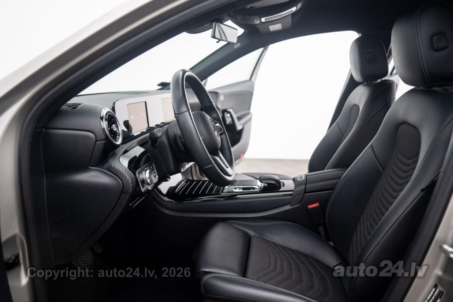Grey Mercedes-Benz A-Class 2019 in Tallinn, with an engine capacity of 1.50 L and mileage of 105 thousand km for 17899 €, photo 8 on AUTOMOTO.COM.LV